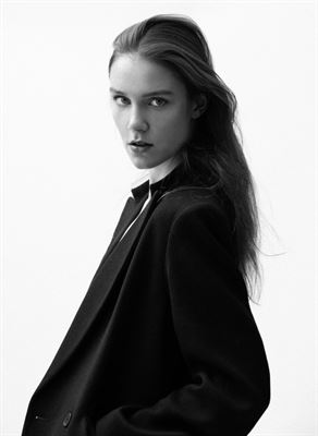 THE WOLVES MODEL MANAGEMENT - main