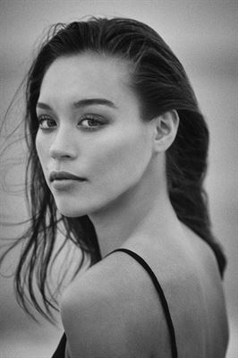 LEAH for THE WOLVES MODEL MANAGEMENT