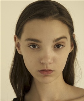 THE WOLVES MODEL MANAGEMENT - development