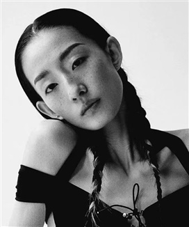 THE WOLVES MODEL MANAGEMENT - development