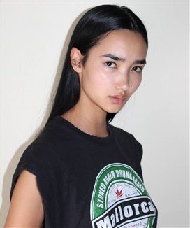 THE WOLVES MODEL MANAGEMENT - development